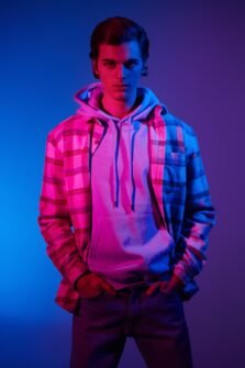 How To Wear A Flannel Shirt Over A Hoodie (7 Tips) • Ready Sleek
