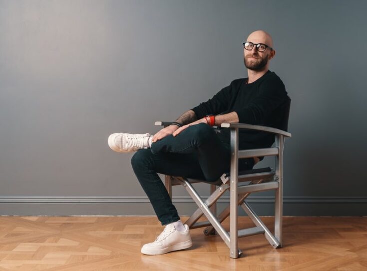 How To Wear White Socks With White Shoes • Ready Sleek